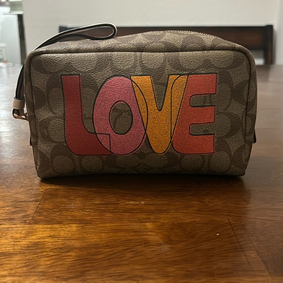 Coach | Bags | Coach Boxy Cosmetic Case In Signature Canvas With Love ...